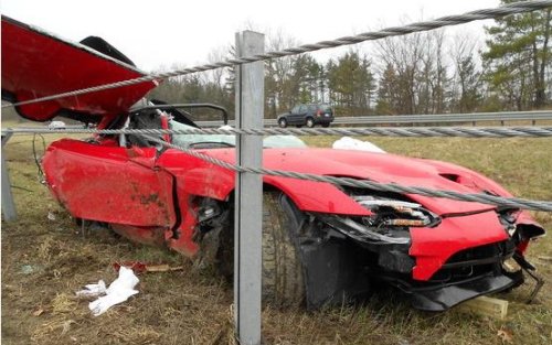 Chrysler engineer killed in first public 2013 SRT Viper crash